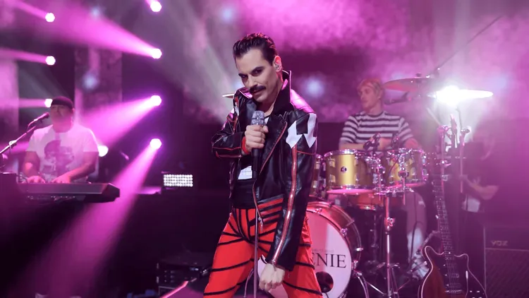 QUEENIE.cz - world Queen tribute band